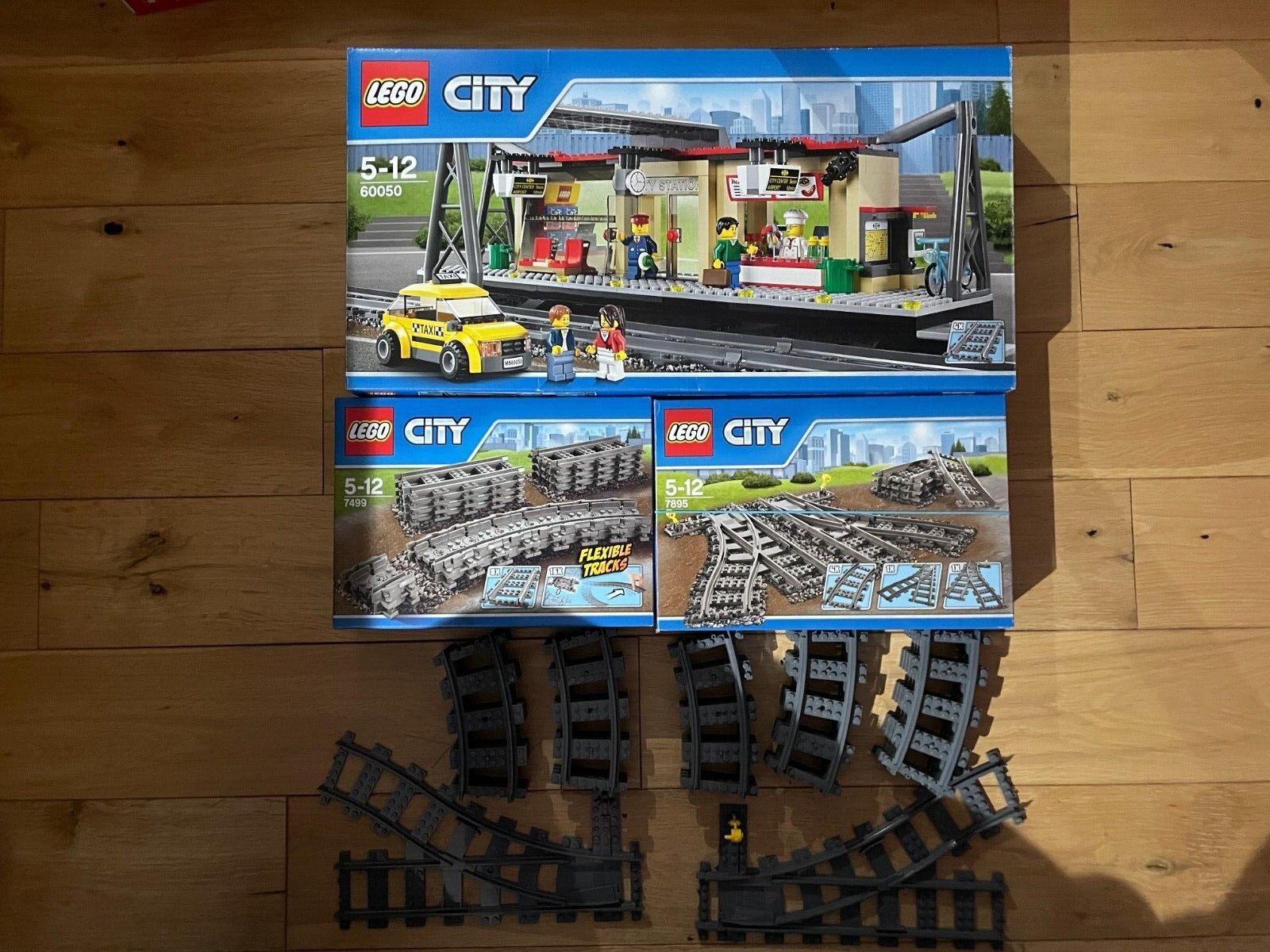 Lego City 66493 Super Pack 4 in 1. The set is complete & comes with ...