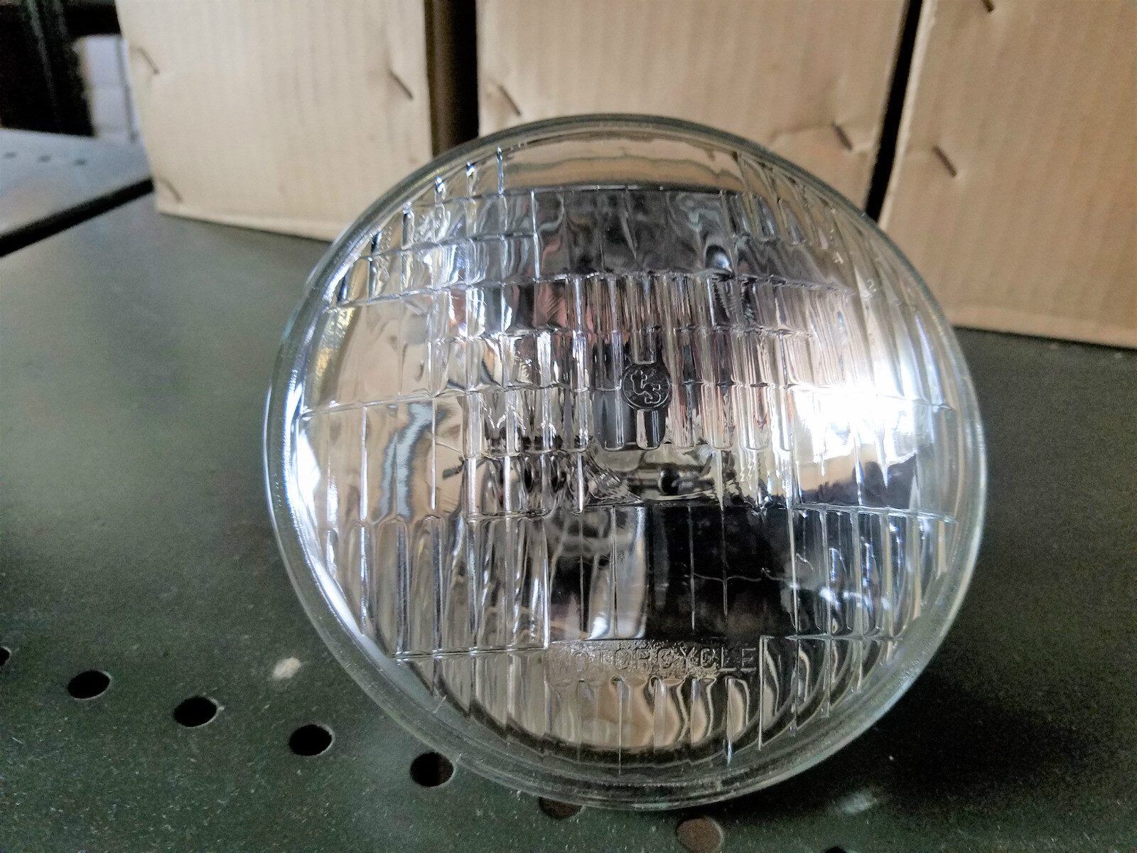 5 3/4 Headlight Bulb Wagner 4461 Motorcycle Sealed Beam Harley Chopper ...
