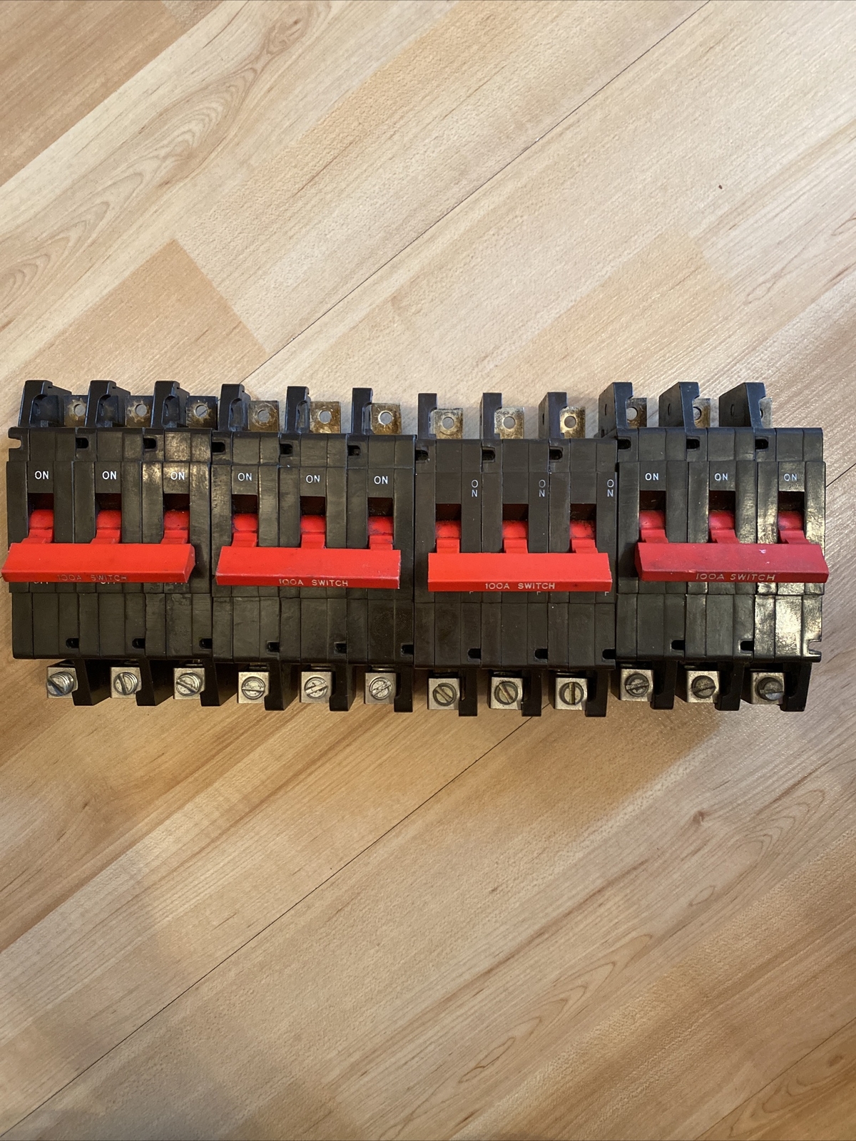 CRABTREE C50 100 AMP MAIN SWITCH DISCONNECTOR BS5419 CIRCUIT BREAKER ...