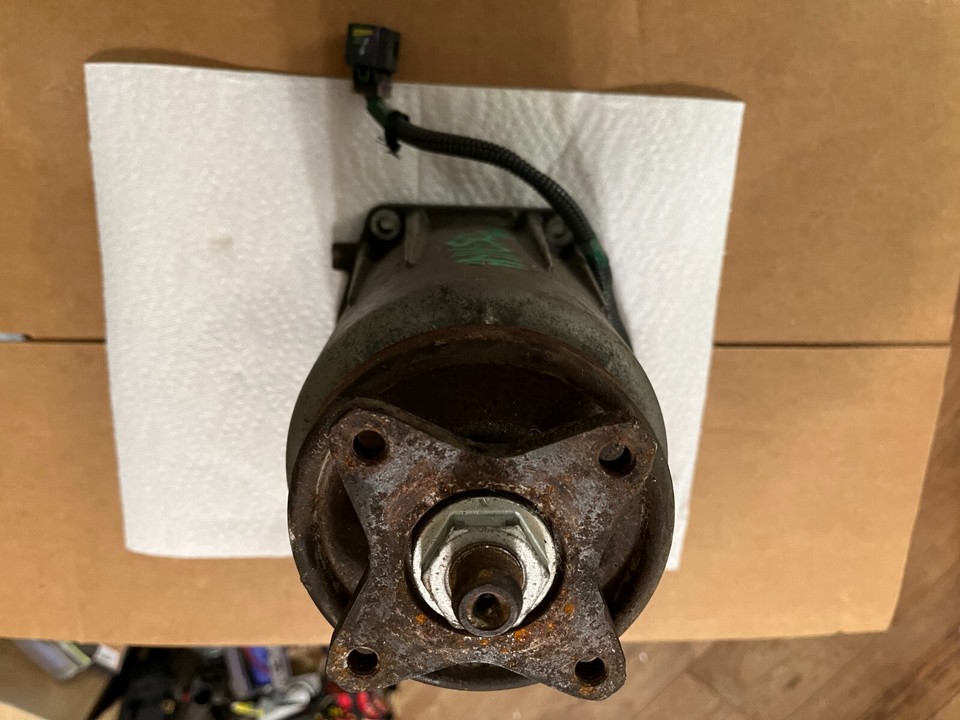 STOCK 10 - 17 Chevy Equinox Differential Clutch Pump Actuator 84165522 ...
