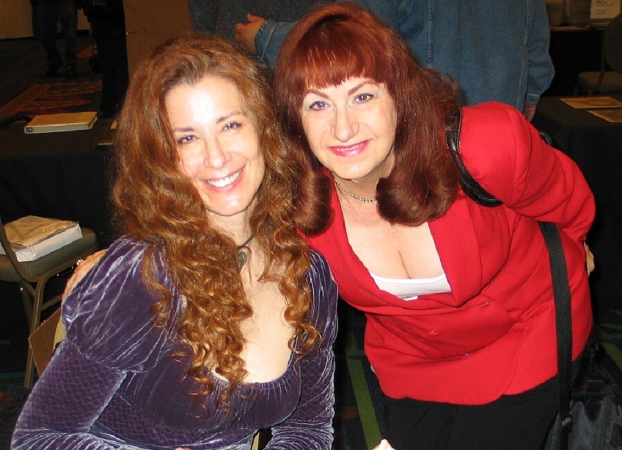 SUZIE PLAKSON - Color 8 x 10 - STAR TREK ENTERPRISE - in Person | eBay