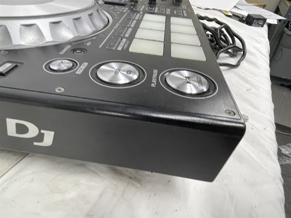 Pioneer DJ DDJ-SZ2 DJ Controller Not Working Damaged Fader Headphone ...