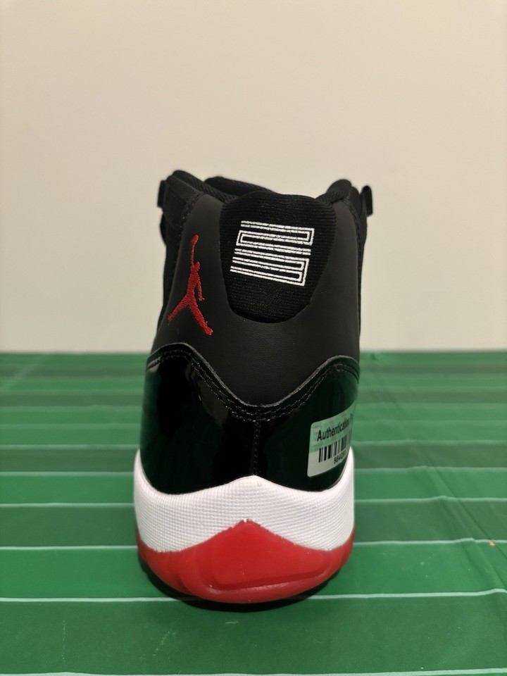 Michael Jordan Autographed Signed Nike Air Jordan Shoe With COA Bred 11 ...