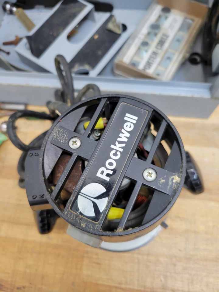 Porter Cable Router 6902, Heavy Duty Motor w/Model 1001 Base, Case and ...