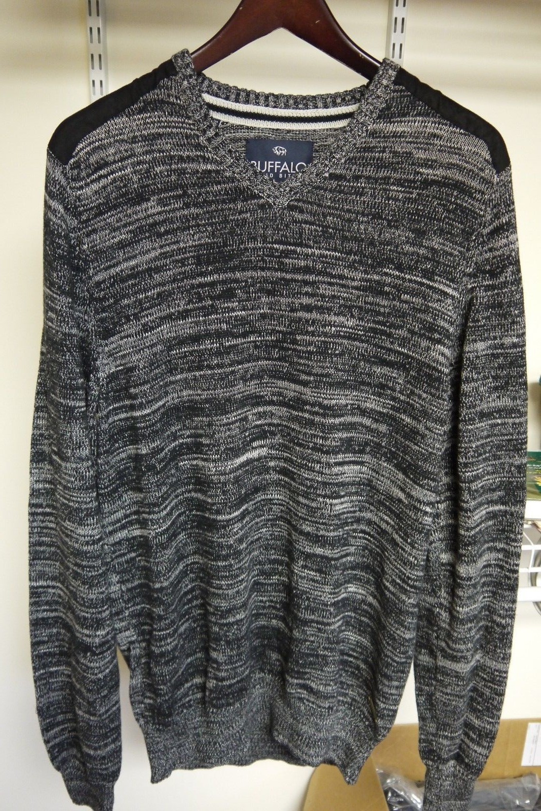 Buffalo David Bitton Men's V-neck sweater Wozilk Cannon- Size M | eBay