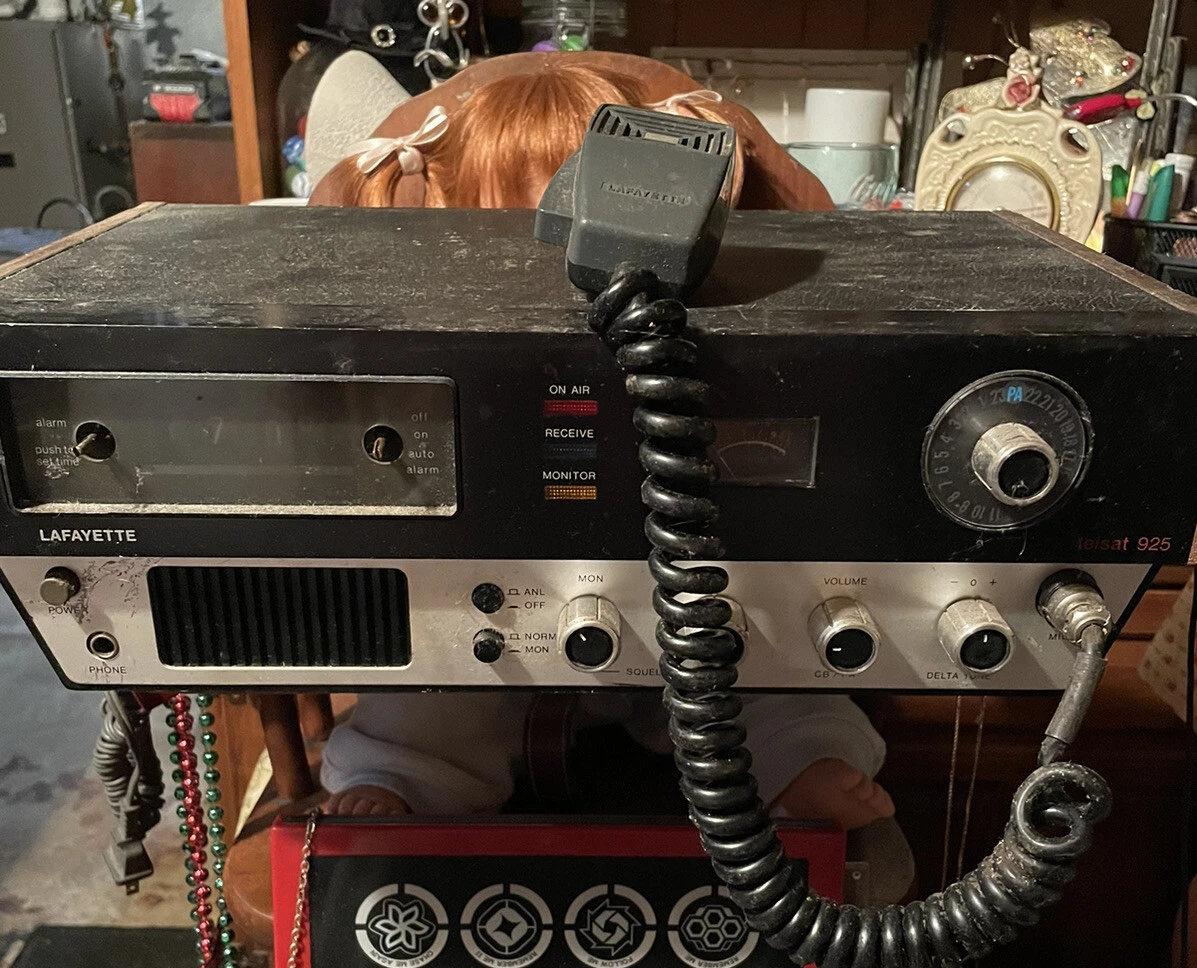 Vintage Lafayette Cb Radio