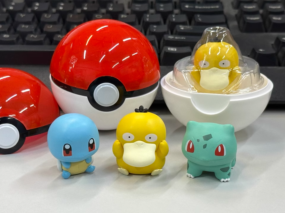 Sealed case Genuine Funism Pokémon Palmsize Wonders Figures ornament ...