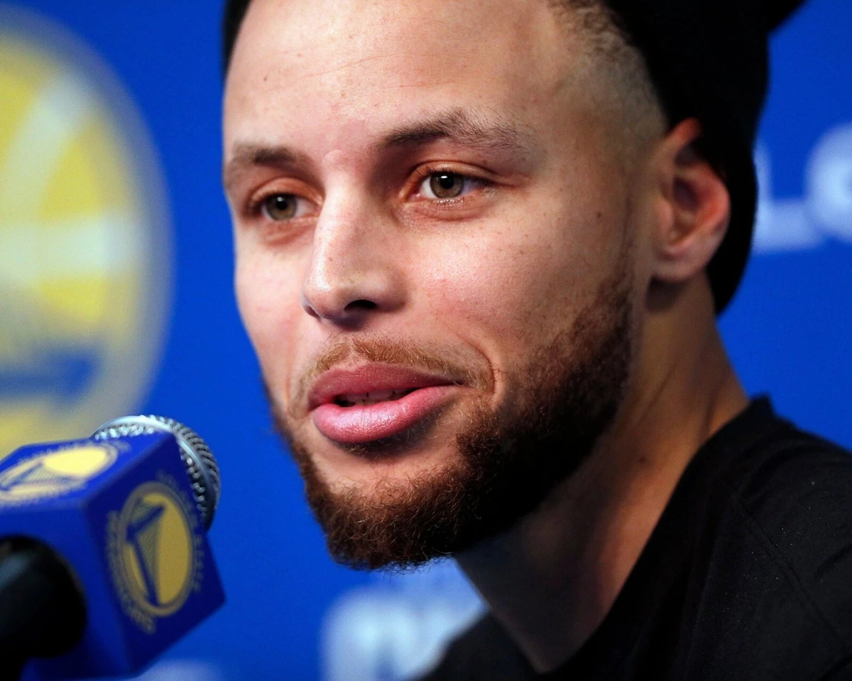 Stephen Curry Shirtless