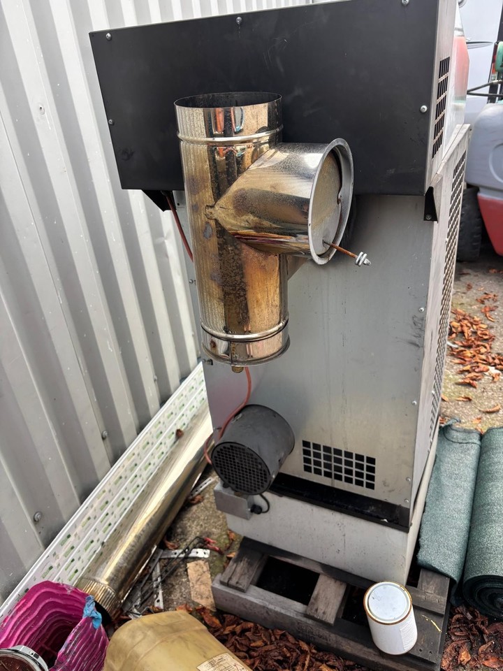 Thermobile Oil Burner Heater AT307 Space Heater Unit Warehouse Waste ...