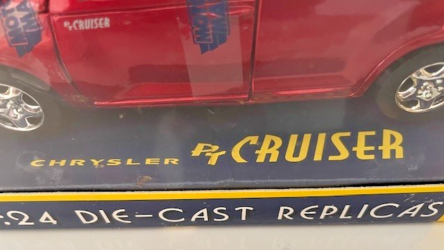 Motor Max - 1:24 Die-Cast Replica PT Cruiser RED NO.73200 NIB - Priced ...