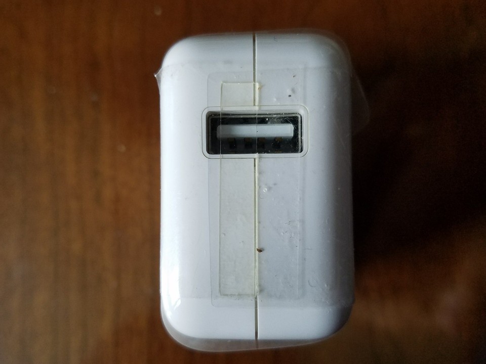 BRAND NEW, GENUINE APPLE OEM 10w USB power adapter iPad, iPhone | eBay