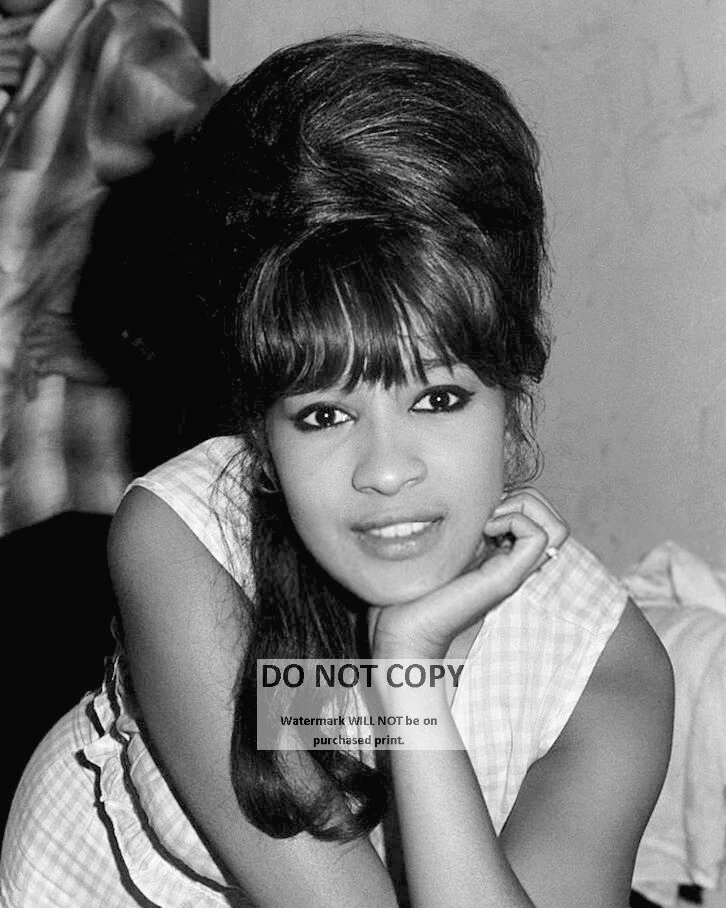 Ronnie Spector Body