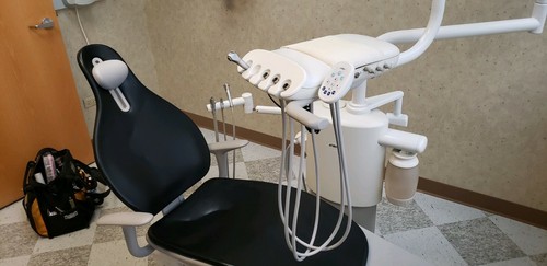 A-dec 311 Dental Chair with Adec Delivery and Assistant's Arm | eBay