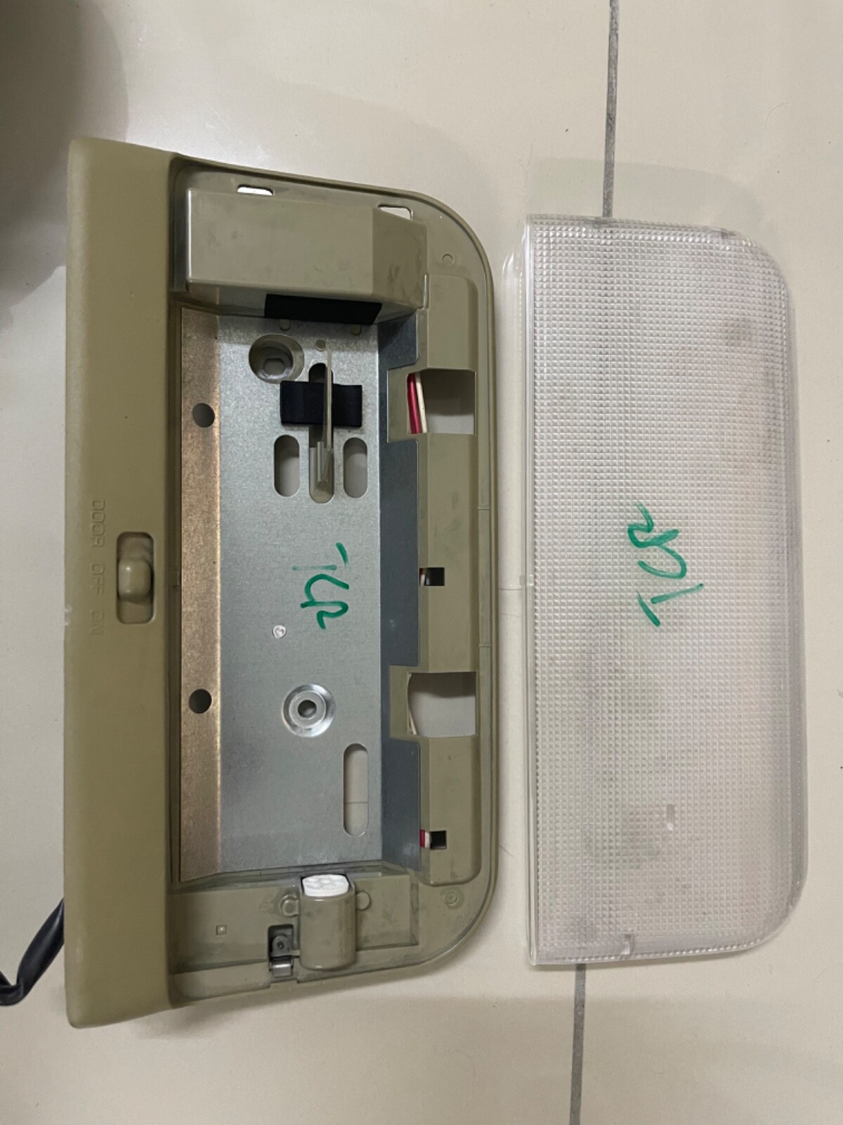 Toyota Estima Lucida TCR10 TCR11 TCR20 JDM Dome Light Rome Light (Used ...