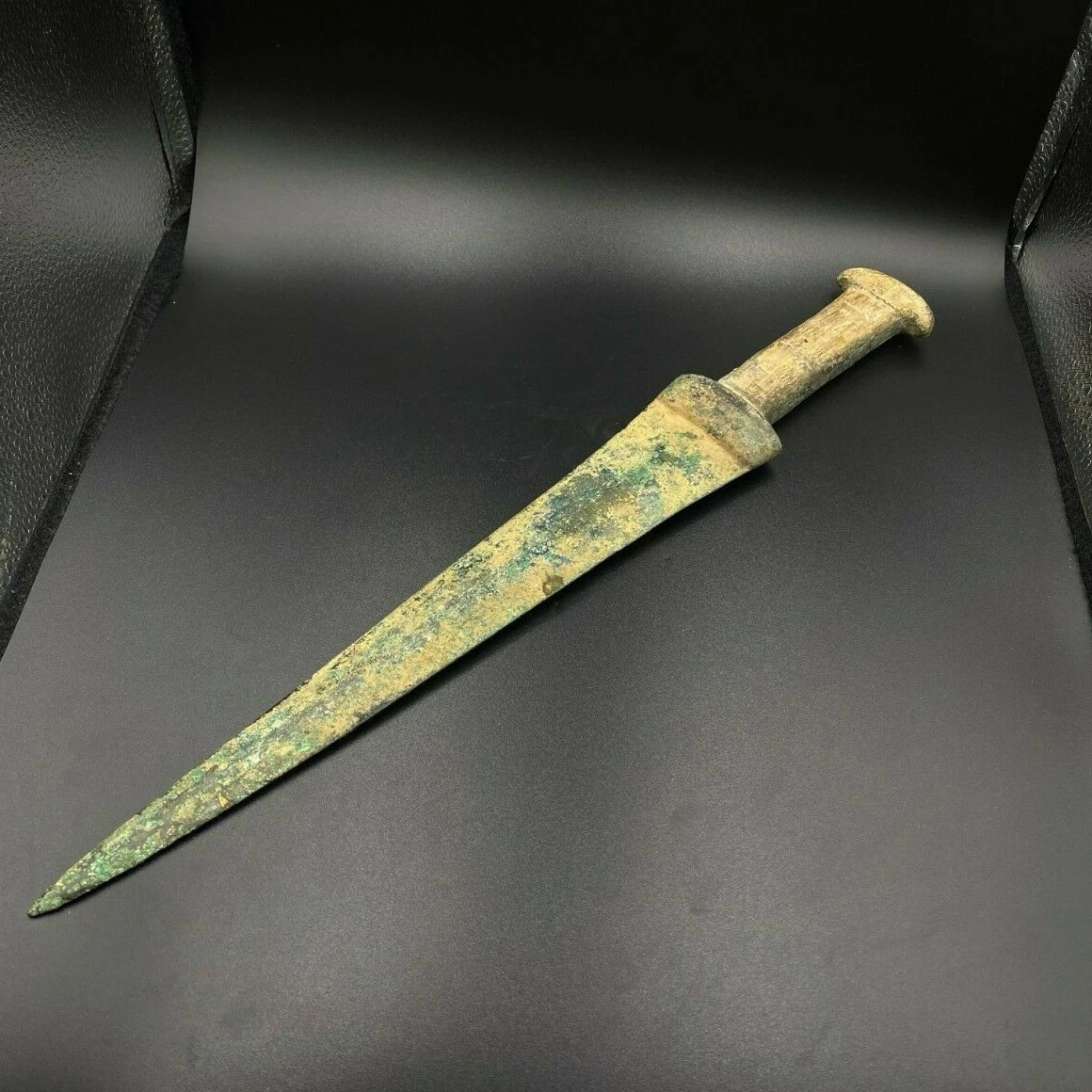 Old Dagger