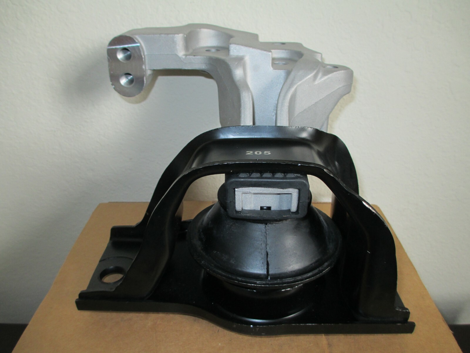 2014-2015 - FRONT RIGHT UPPER SIDE ENGINE MOUNT FOR NISSAN ROGUE SELECT ...