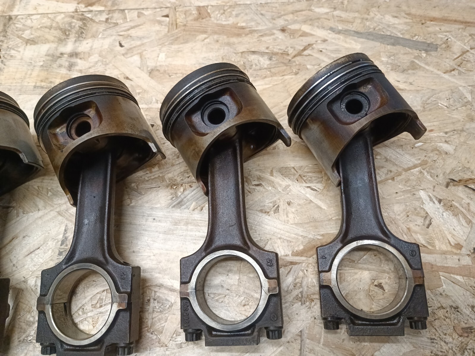 Bmw E28 E30 E34 325 525 ETA Kolben Pleul Satz M20 B27 Motor 2,7 Liter ...