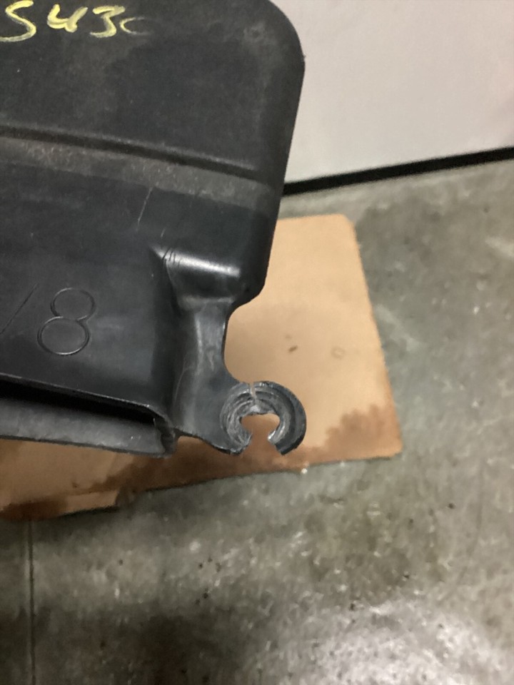 01-05 LEXUS GS430 4.3L V8 AIR INTAKE HOSE INLET DUCT SCOOP- Genuine OEM ...