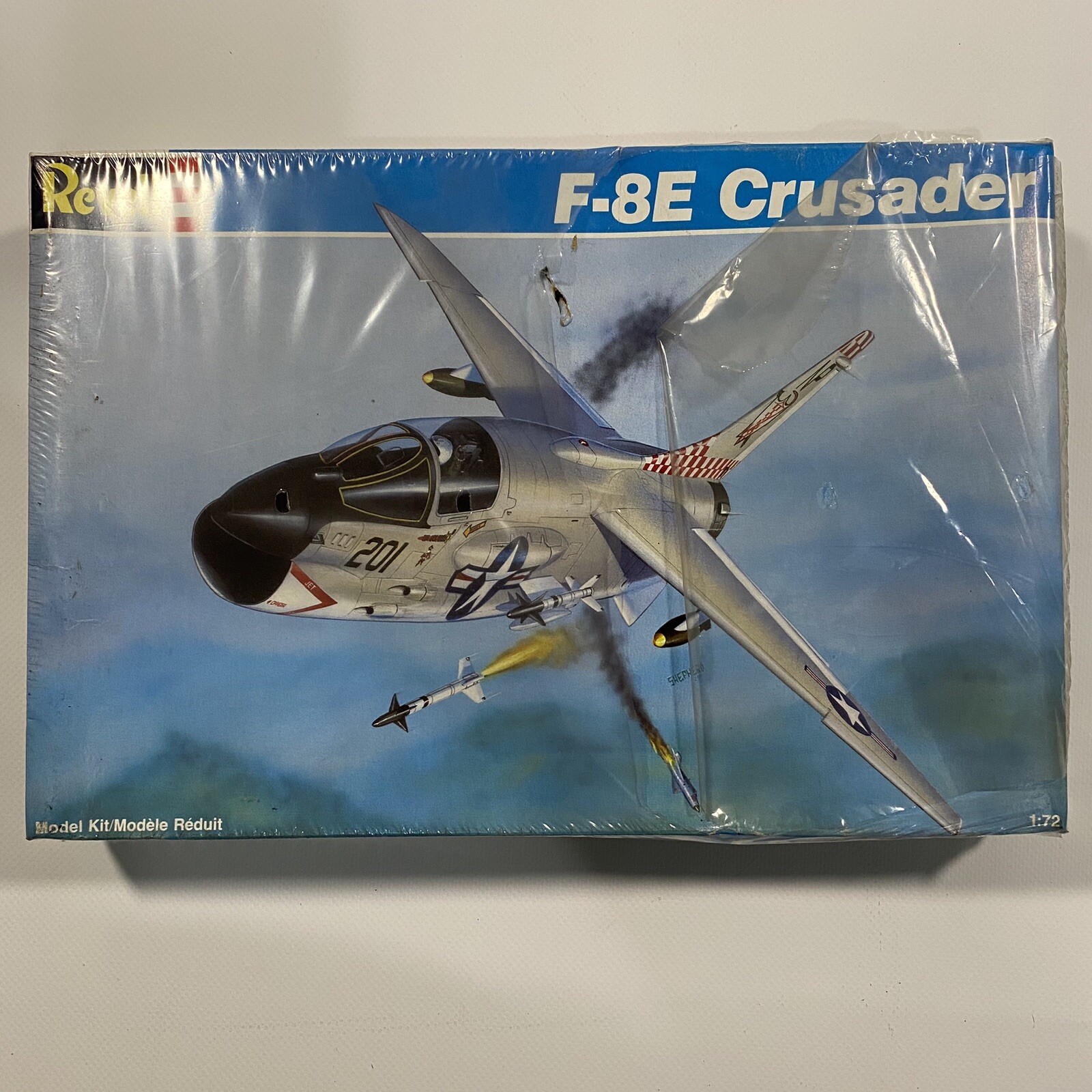 Revell F-8E CRUSADER Model Kit Scale: 1/72 VIETNAM WAR US NAVY MiG ...