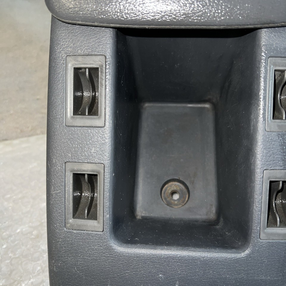 1991-1994 TOYOTA LAND CRUISER FJ80 FRONT CENTER CONSOLE STORAGE TRAY ...