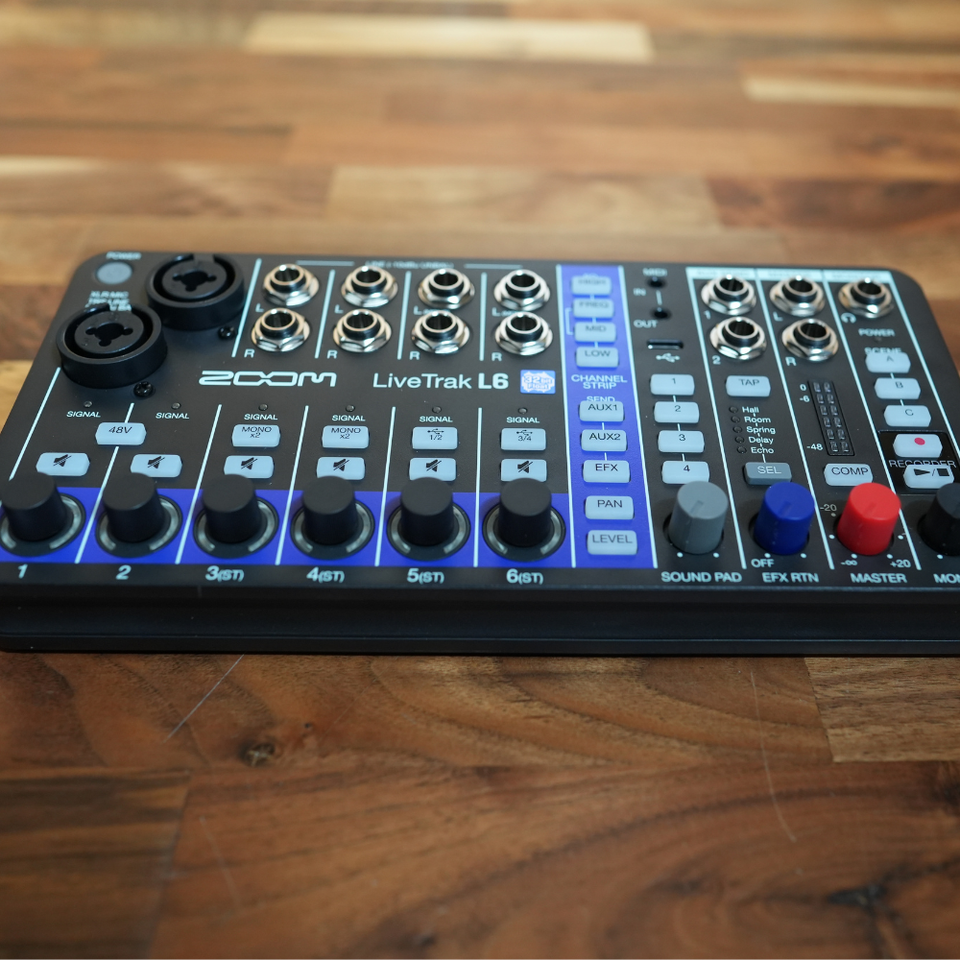 Zoom LiveTrak L6 10-Channel Digital Mixer Ultra compact Recorder ...