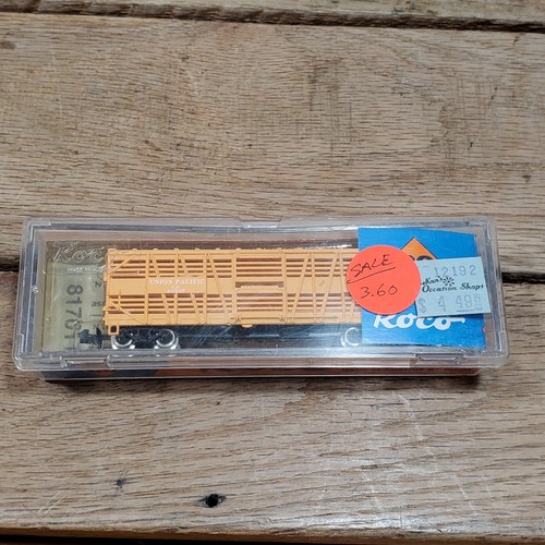 N Scale Roco 28686 Union Pacific 40' Stock Car 49537 | eBay