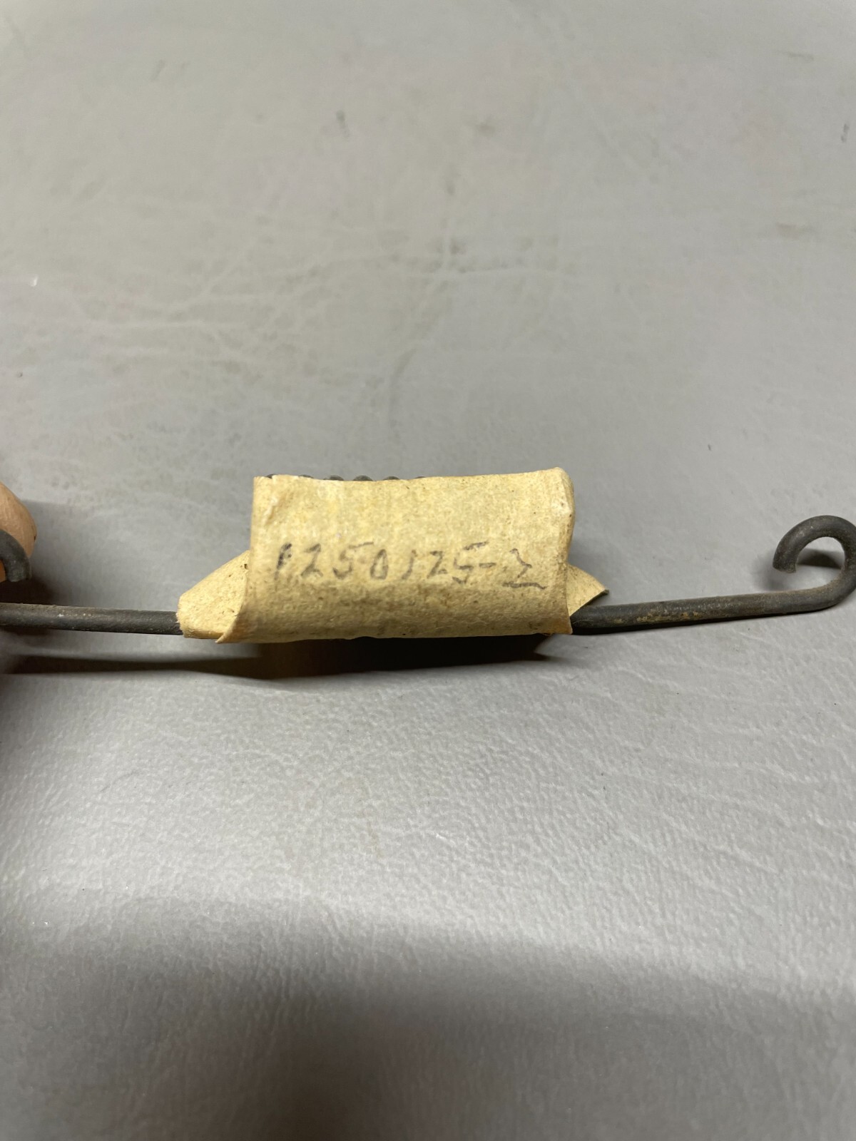 Cessna 210 Spring P/N 1250125-2 | eBay