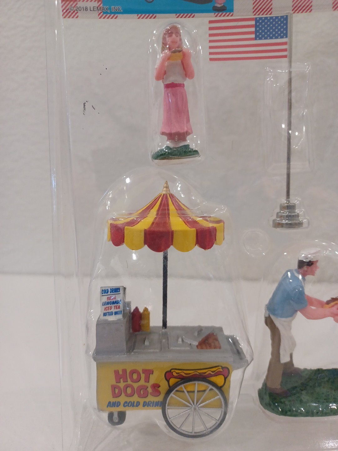 Lemax Summer Hot Dog Stand Figures Flag Set of 4 Train Village for sale ...