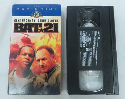 BAT 21 - VHS Tape - Gene Hackman & Danny Glover - Vietnam War Movie ...
