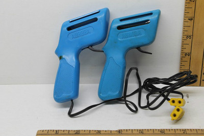 2 Aurora AFX Slot Car Hand CONTROLLER Variable Speed Quikee Plug RaRe ...