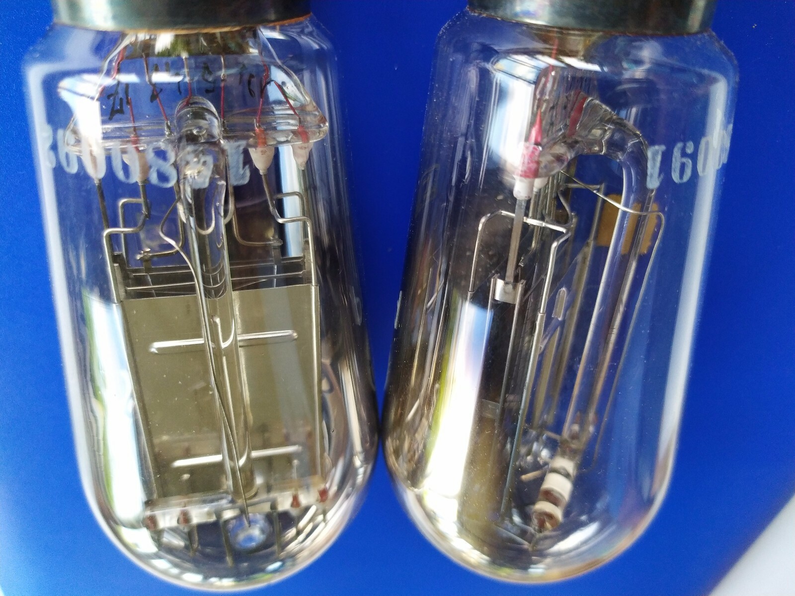 PTT4 Tube SIF(1 PAIRE) Nos Numeros fab. qui se suivent fiche ...