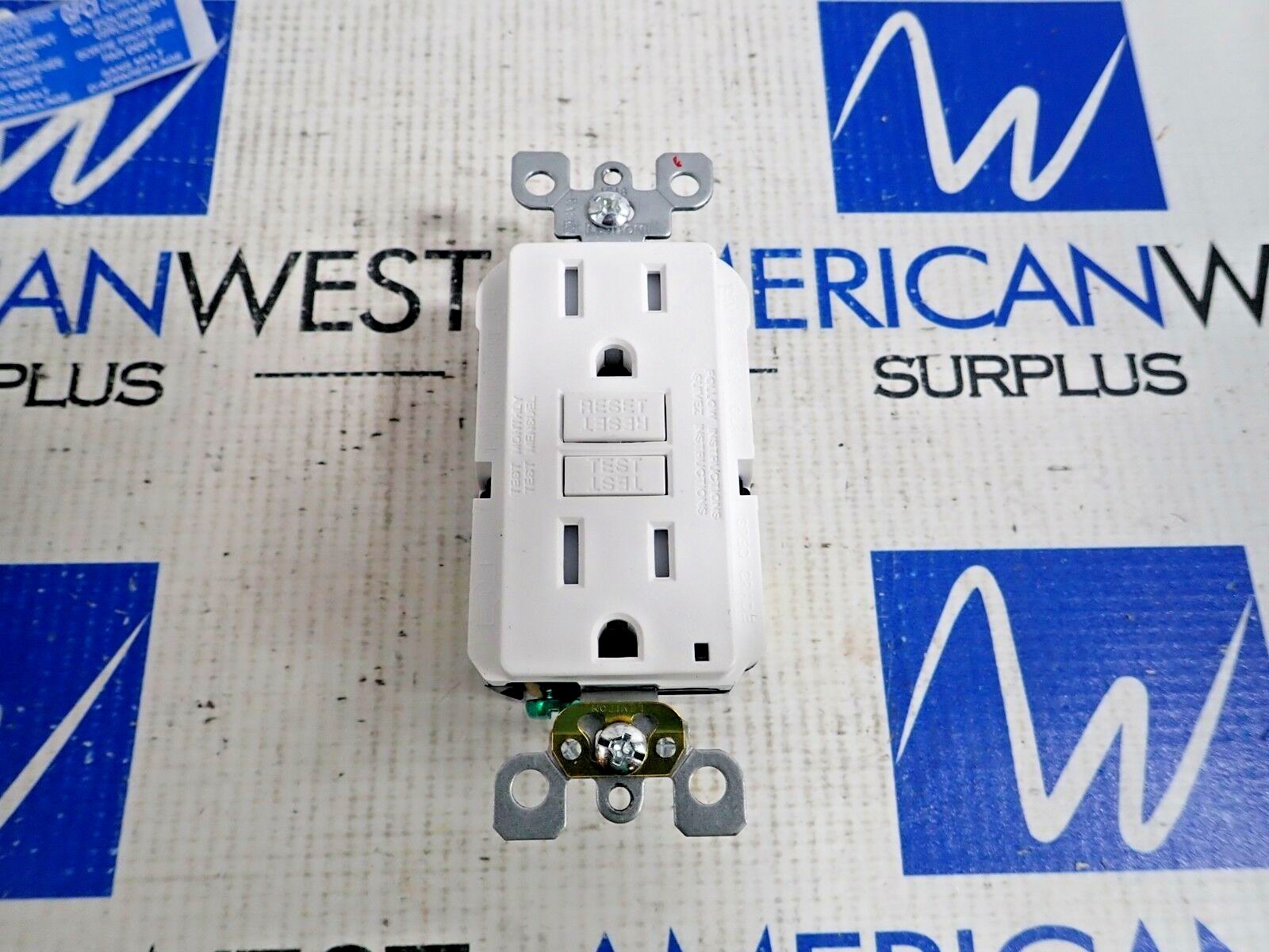 LEVITRON GFTR1-W SMART LOCK PRO GFCI TAMPER RESISTANT 15A-125V | eBay