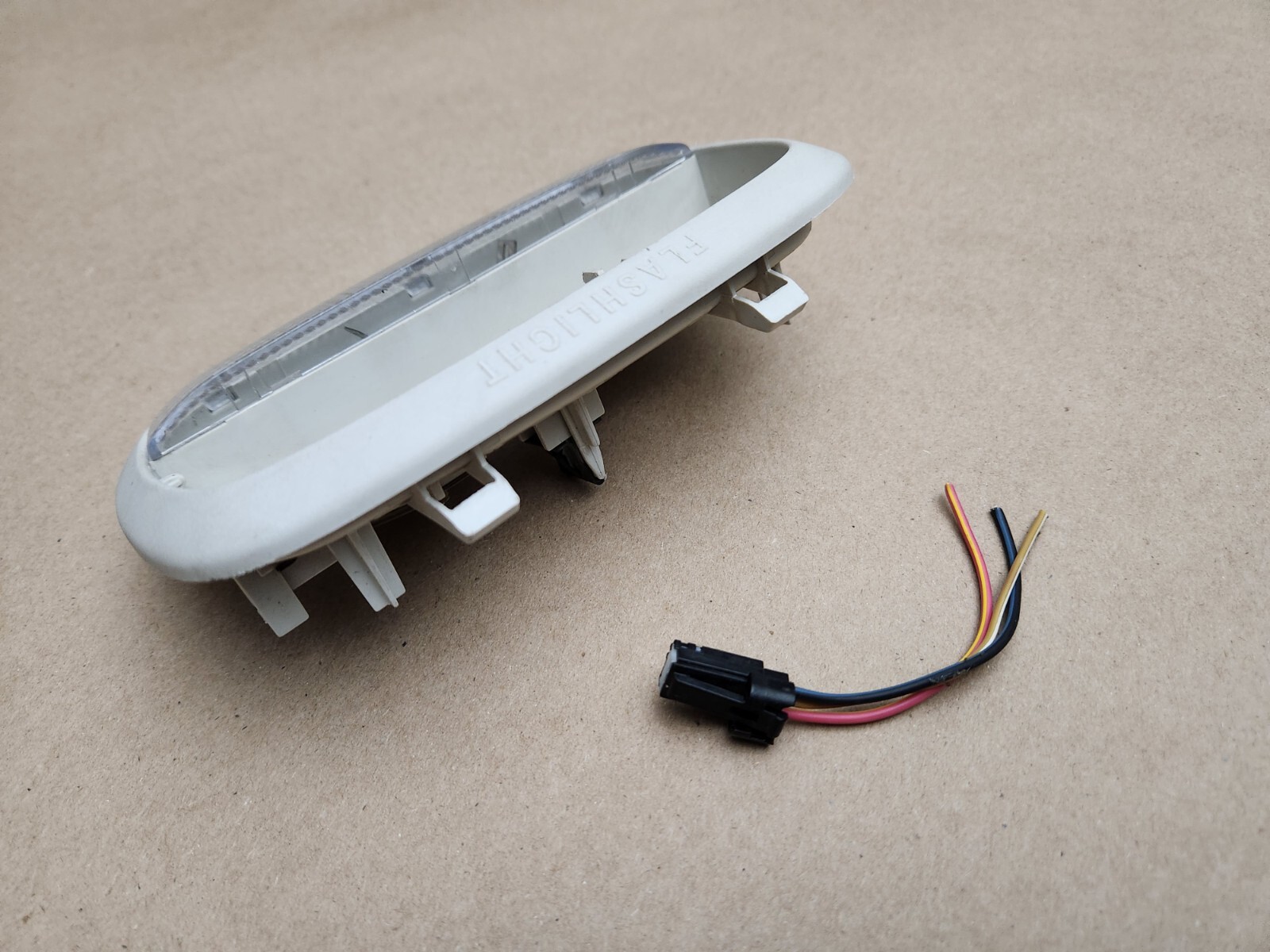 2007-2014 Dodge Jeep Dome Lamp Flashlight Dock Charging Station Mopar ...