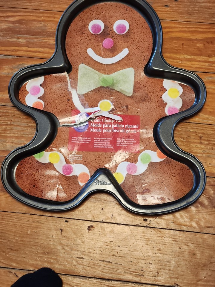 Wilton Gingerbread Man Large Cookie/Cake Pan Mold Non-Stick Pan 14X12 ...