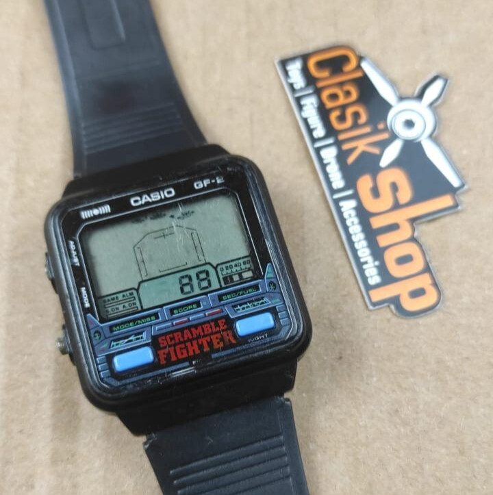 Vintage Casio Digital Game Watch GF-2 Scramble Fighte… - Gem