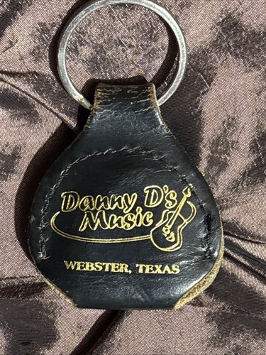 Vintage Danny D’s Music Store Guitar Pick Key Ring Webster Texas ...