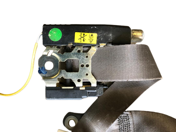 Range Rover P38 99-02 OEM Front Drivers Seat Pretensioner Seat Belt ...