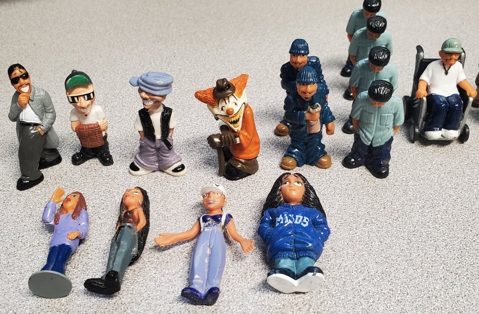 VTG Lil Homies Figures 35+ Mixed Lot Spooky Cry Baby Clownsy Pelon ...