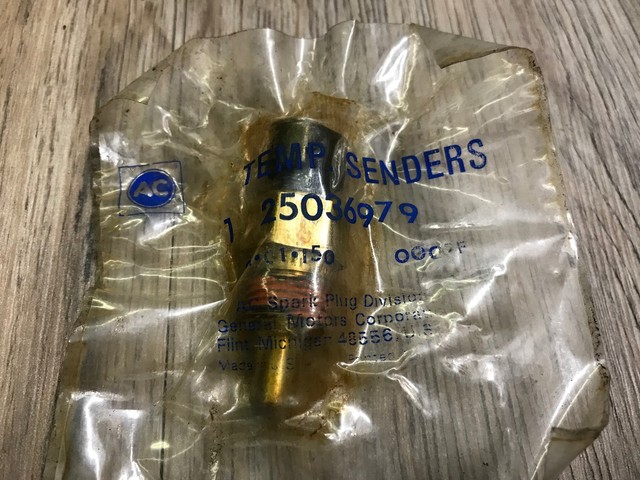 GM 25036979 Engine Coolant Temperature Sensor Water Temp Sender for ...