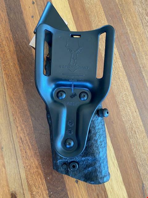 Safariland 6390-832-481 Duty Holster STX Basketweave RH Fits Glock 17 ...