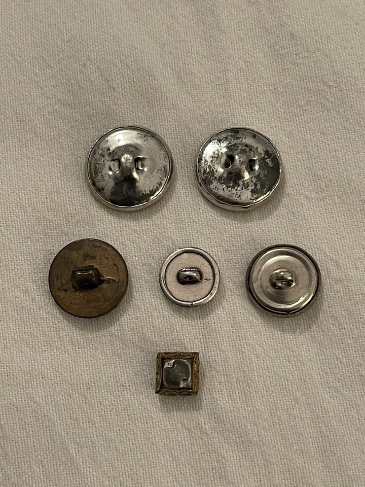 6 Vintage Buttons | eBay