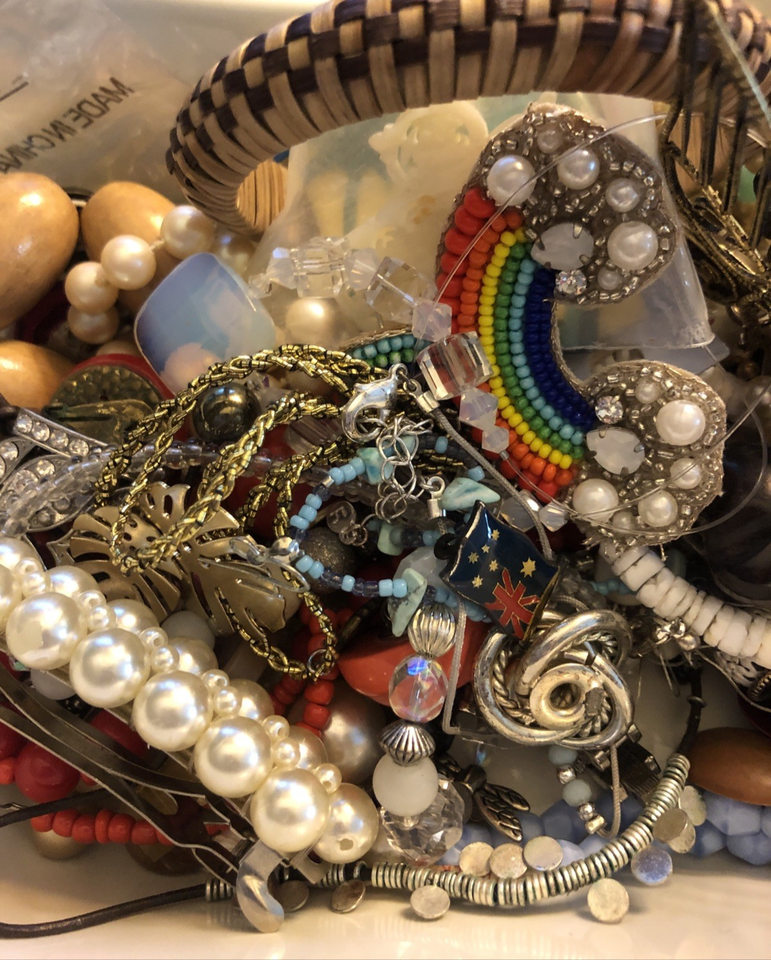 Over 1 Pound Jewelry Vtg Modern Lot Craft Junk Some Wearable Resell ...