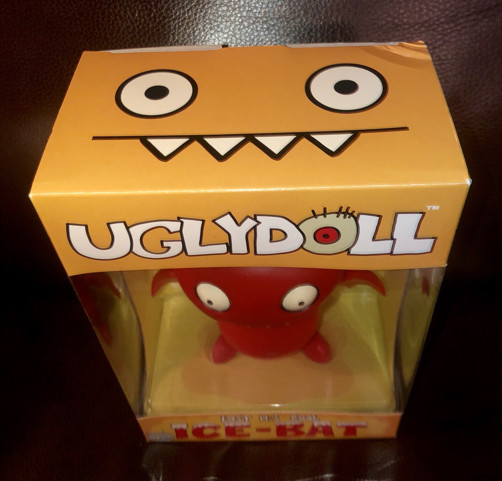 UGLYDOLL ICE BAT LOST HIS COOL 1/50 VINYL TOY FIGURE CRITTERBOX David ...