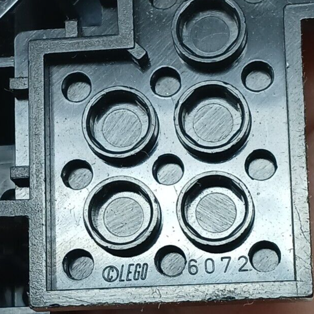 2 Lego 6072 Castle Turret Top Black 7 x 7 Corner Lot of 2 #M-9 | eBay