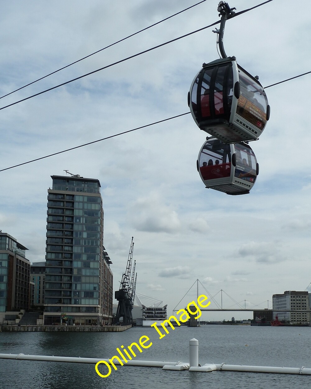 Photo 12x8 Emirates Cable Car - Two gondolas cross Canning Town Two ...