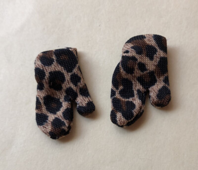 Fit BARBIE DOLL GLOVES Animal, Print Short Stretch ️ | eBay
