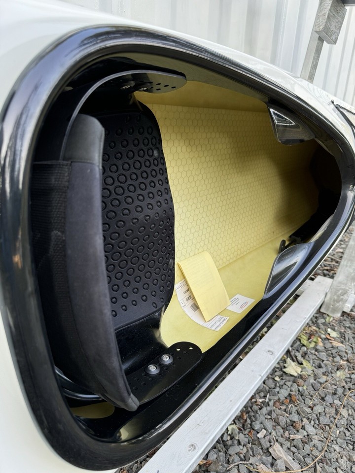 16’1" Zegul REVAL MINI LC A-Core 100% FIBERGLASS SEA KAYAK - WHITE ...