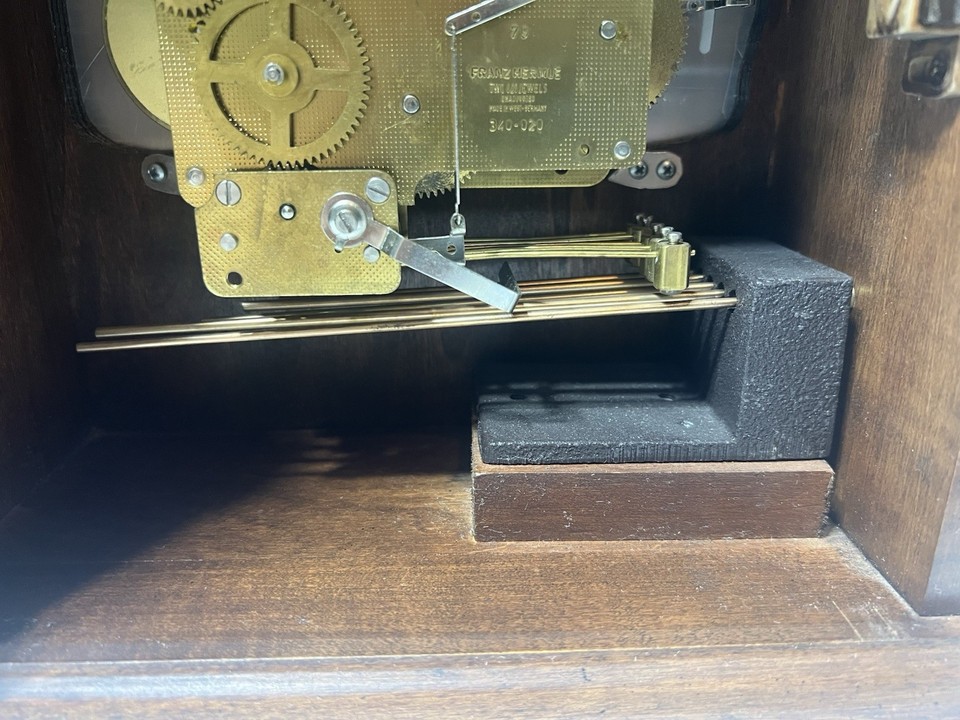 Ridgeway Franz Hermle WESTMINSTER Chime Key Wind OAK Wood Mantel Clock ...