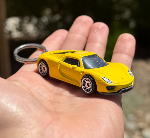 Porsche 918 Spyder Keychain 2013 Yellow Hybrid Hypercar Key Ring Exotic ...
