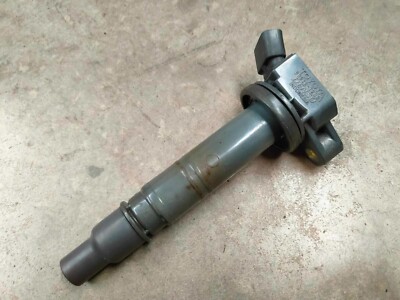 03/2005 to 06/2015 Toyota TGN16R Hilux - Ignition pencil coil pack ...